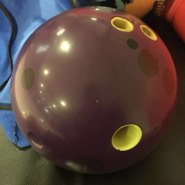 Motiv Revolt Havoc 14 Lbs LH Drill Bowling Ball, Sports Equipment ...