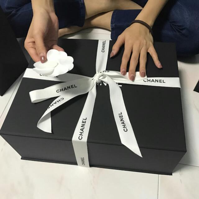 Channel Medium Bag Box And Carry Bag, Luxury, Bags & Wallets on Carousell
