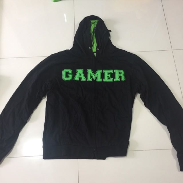 Razer Skooled Hood (Hoodie For Gamers), Men's Fashion, Tops & Sets ...