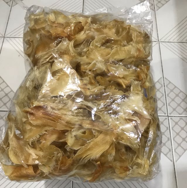 Authentic Dry Shark Fins, Food & Drinks, Local Eats on Carousell