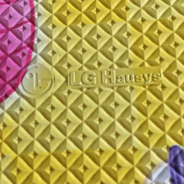 LG Hausys Playmat (2100 x 1400 x 22mm), Furniture & Home Living, Home ...