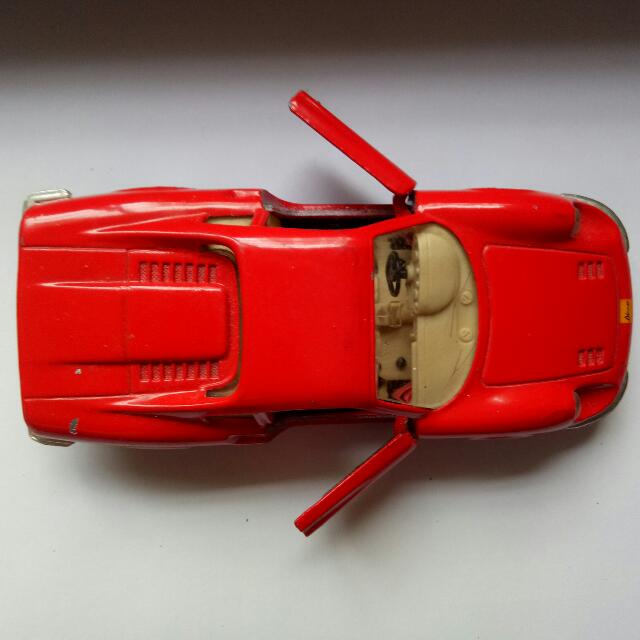 Maisto SHELL DIECAST FERRARI DINO 246 GT Die-cast 1:36 (Red), Hobbies ...