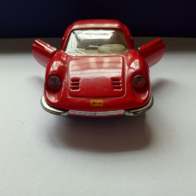 Maisto SHELL DIECAST FERRARI DINO 246 GT Die-cast 1:36 (Red), Hobbies ...