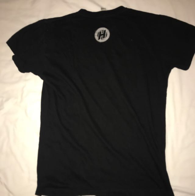 Neck Deep, Men's Fashion, Tops & Sets, Sleep and Loungewear on Carousell