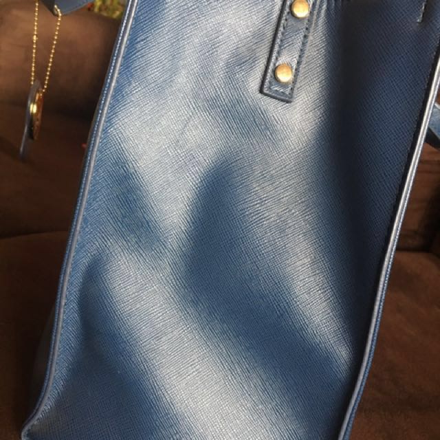 REPRICED CMG Bag, Women's Fashion, Bags & Wallets, Cross-body Bags on ...