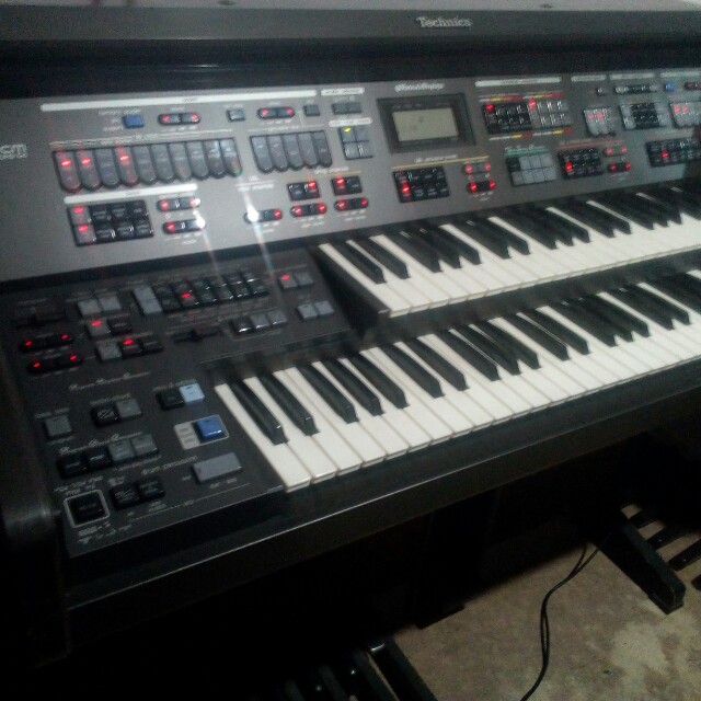 Yamaha Electone HS-8 (white), Hobbies & Toys, Music & Media, Musical ...