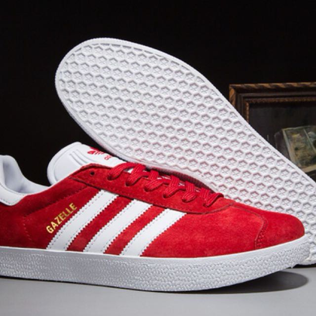 Adidas Gazelle Red, Men's Fashion, Footwear, Sneakers on Carousell