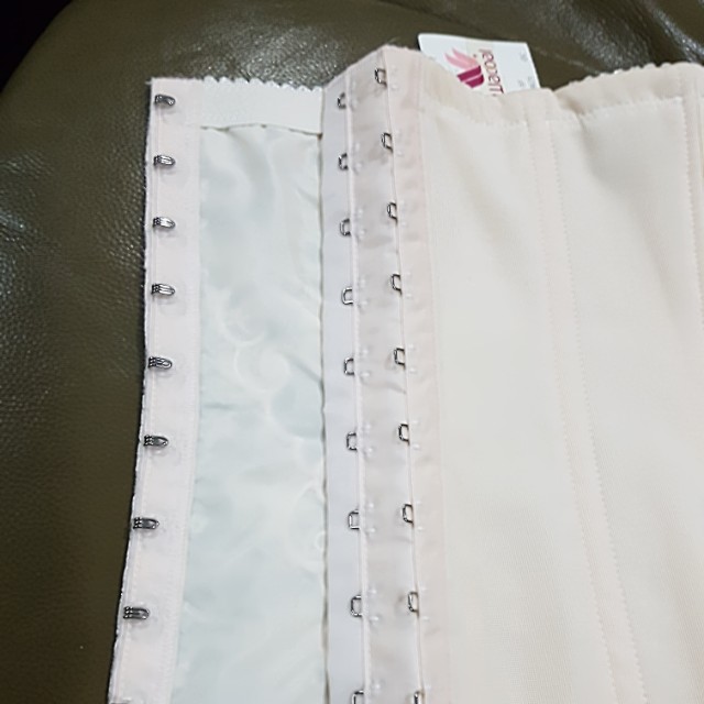 Brand New Wacoal Corset, Women's Fashion, New Undergarments ...