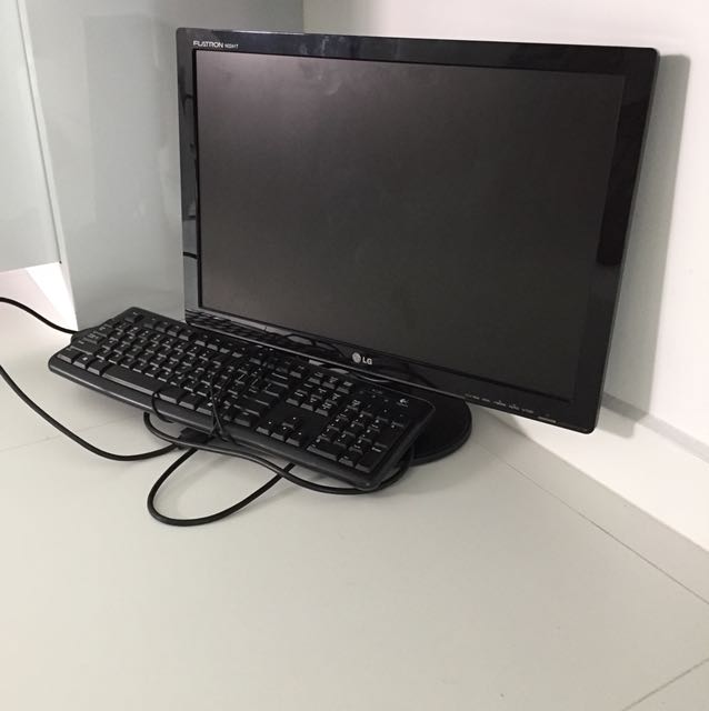 LG PC MONiTOR & LOGITECH KEYBOaRD, Computers & Tech, Parts ...