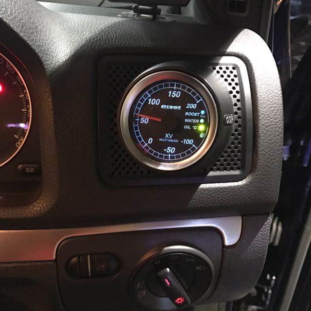 Vw Golf Gti Mk5 Pivot boost meter with Osir holder, Car Accessories on ...