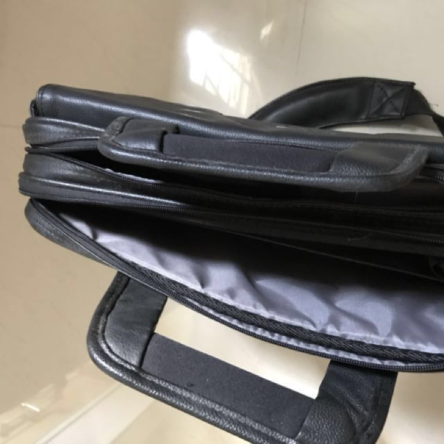 Dell computer sling bag - hardly used, Computers & Tech, Parts ...