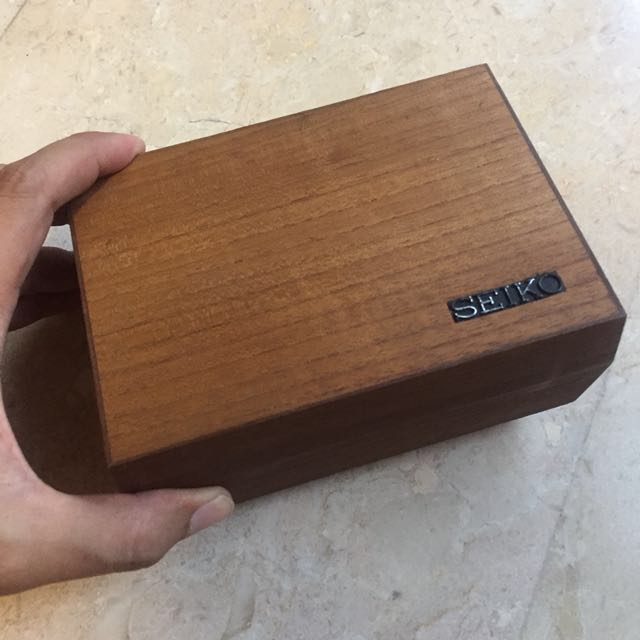 Vintage seiko wooden box 6159 6105, Men's Fashion, Watches ...