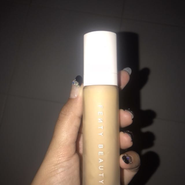 Fenty Beauty Pro Filt’r Soft Matte Longwear Foundation shade 240 ...