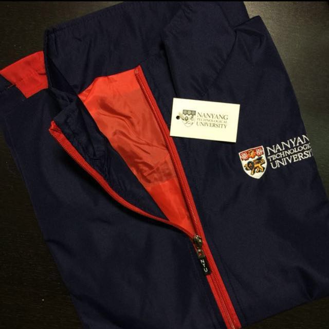 Nanyang Technological University Windbreaker / Jacket, Men's Fashion ...