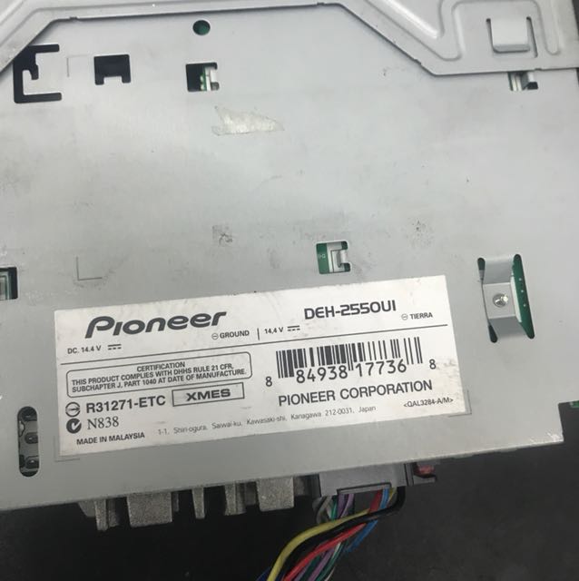 Pioneer DEH-2550UI Player (RS483), Car Accessories on Carousell