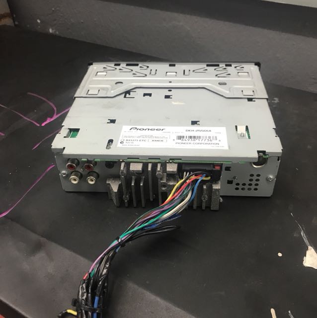 Pioneer DEH-2550UI Player (RS483), Car Accessories on Carousell