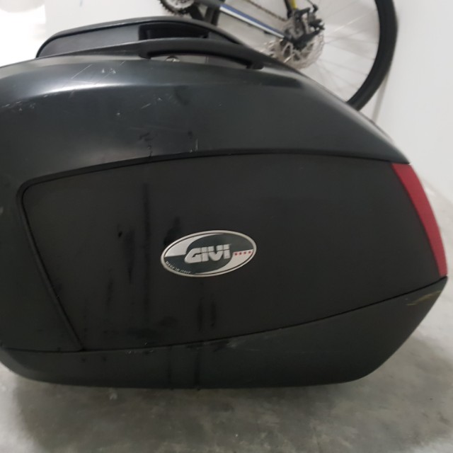 Side GIVI box with Bracket, Motorcycles, Motorcycle Accessories on ...