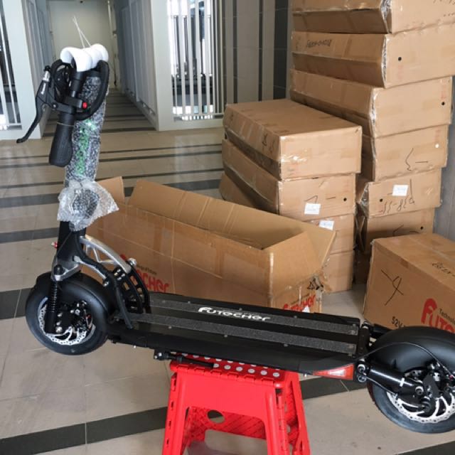 Speedway 4, Sports Equipment, PMDs, E-Scooters & E-Bikes, Other PMDs ...