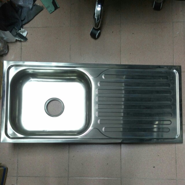 STAINLESS STEEL KITCHEN SINK WITH DRAIN BOARD 106.5CM (L) X 46CM (D) X ...
