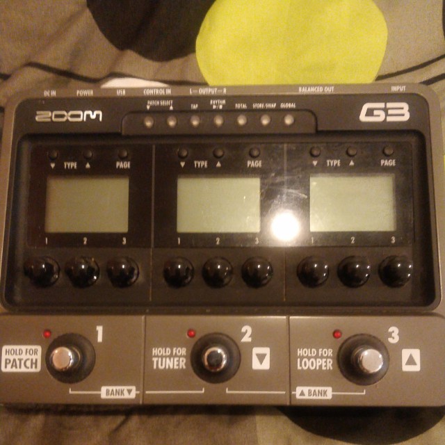 Zoom G3, Audio, Headphones & Headsets on Carousell