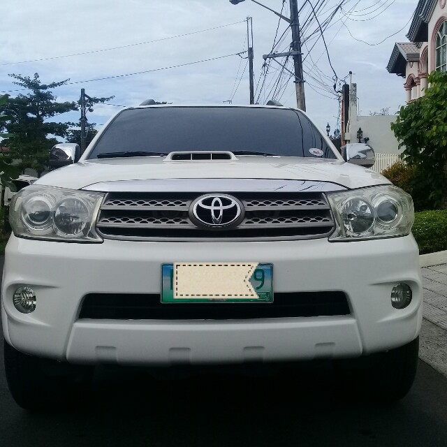 2010 Toyota Fortuner V 4x4 3.0 Engine FULLY LOADED, Cars for Sale on ...
