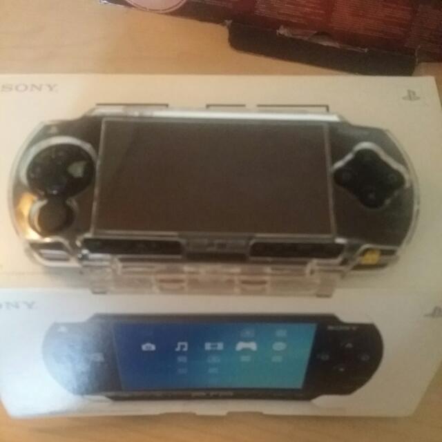 Sony Playstation Portable PSP-1004, Video Gaming, Video Game Consoles ...