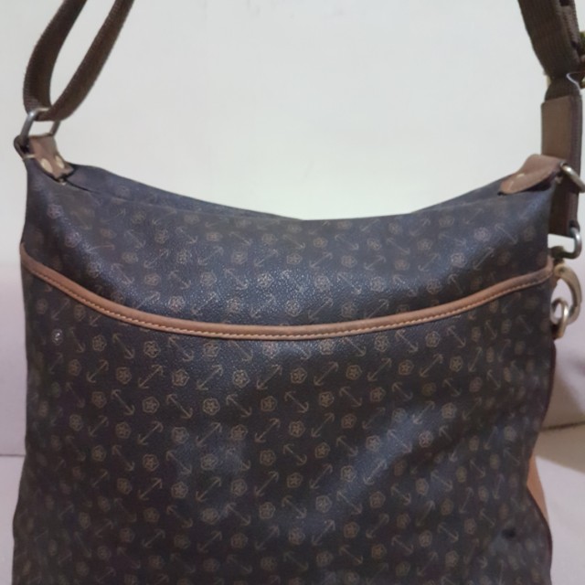 Larissa Leather Series, Women's Fashion, Bags & Wallets, Cross-body ...