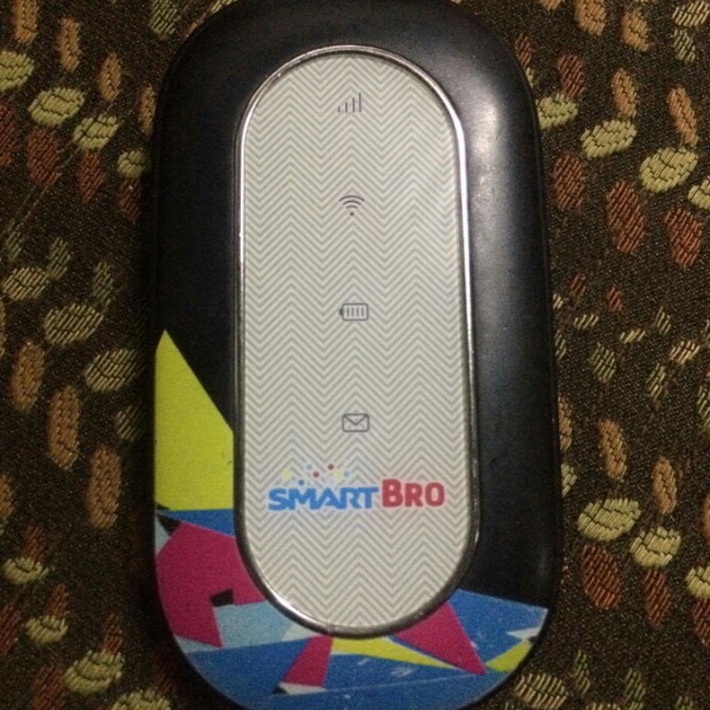 SmartBro Pocket Wifi, TV & Home Appliances, TV & Entertainment, Entertainment Systems & Smart ...