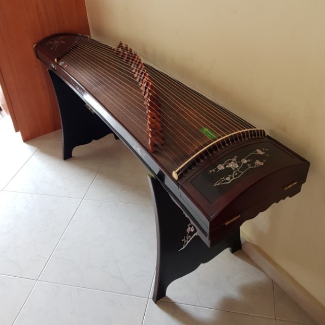 Guzheng, Hobbies & Toys, Music & Media, Musical Instruments on Carousell