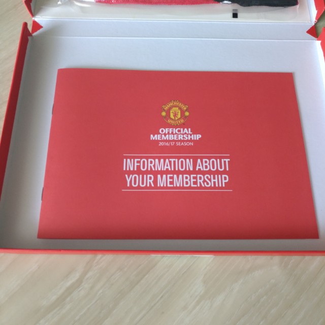 Manchester United Official Membership Gift, Sports Equipment, Exercise ...