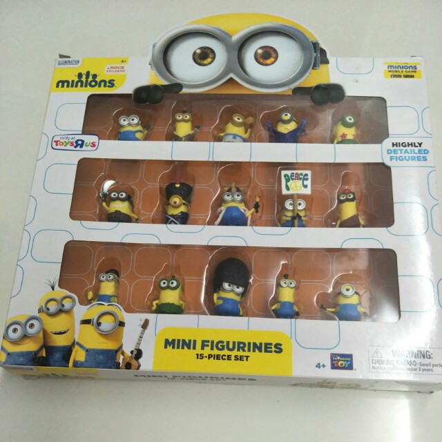 Minions display set, Hobbies & Toys, Toys & Games on Carousell