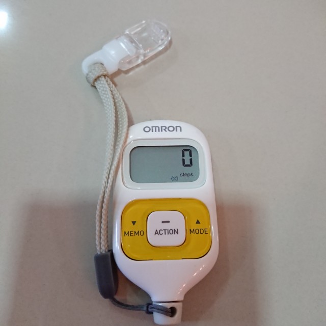 Omron step tracker, Health & Nutrition, Health Monitors & Weighing ...