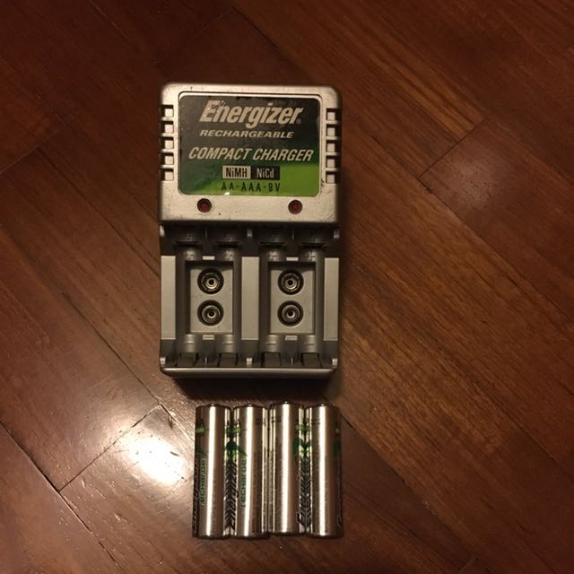 Energizer compact charger CHM4AA, Mobile Phones & Gadgets, Mobile ...