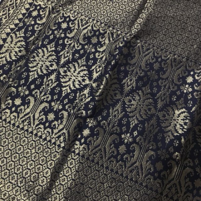 Kain Samping Songket Penuh Benang Emas Hitam Mens Fashion Muslim Wear Sarong On Carousell
