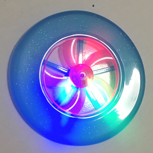 LED Frisbee, Hobbies & Toys, Toys & Games on Carousell