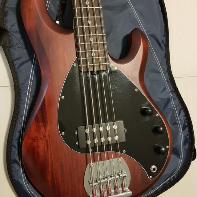 Sterling by musicman SUB 5 string, Hobbies & Toys, Music & Media ...