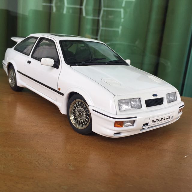 1:18 Autoart Ford Sierra RS Cosworth, Hobbies & Toys, Toys & Games on ...
