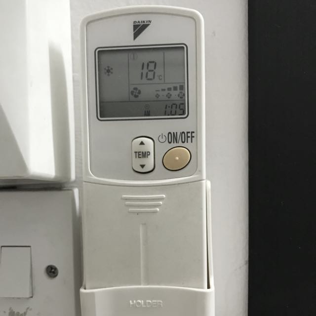 Aircond 1 hose power, TV & Home Appliances, Kitchen Appliances ...