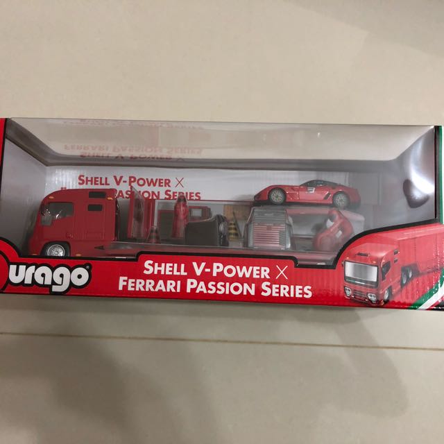 Bburago Ferrari Race & Play Racing Garage plus Shell V-Power Passion ...