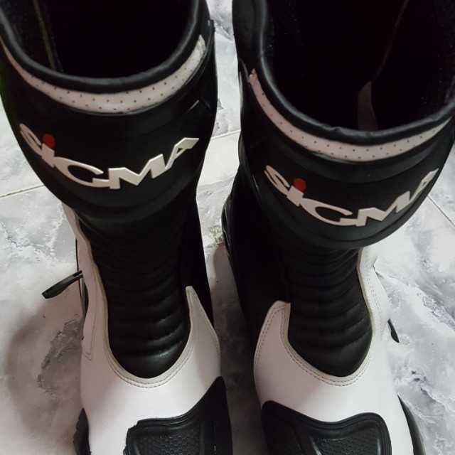 Racing Boot SIGMA Super Tech, Motorcycles, Motorcycle Apparel on Carousell
