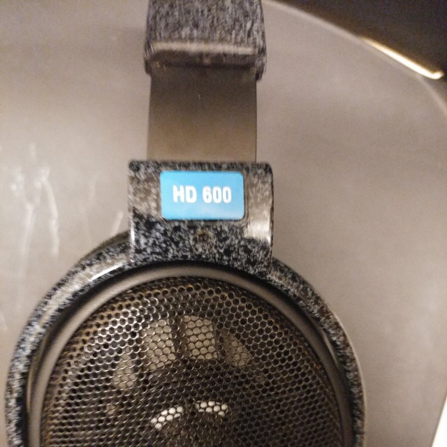 Sennheiser HD 600 HD600, Audio, Headphones & Headsets on Carousell