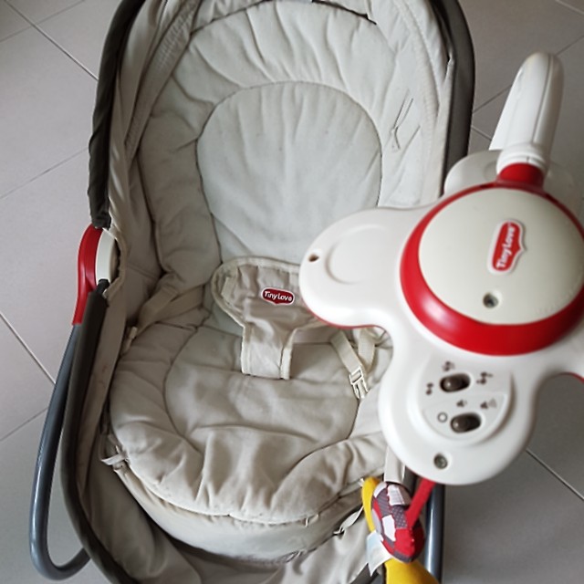 Tiny Love rocker, Babies & Kids, Babies & Kids Fashion on Carousell