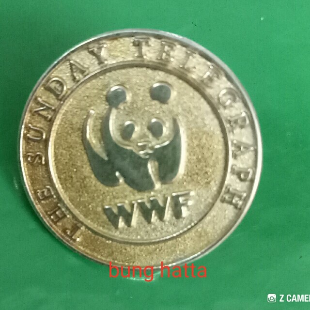 WWF pin button, Hobbies & Toys, Collectibles & Memorabilia, Vintage ...