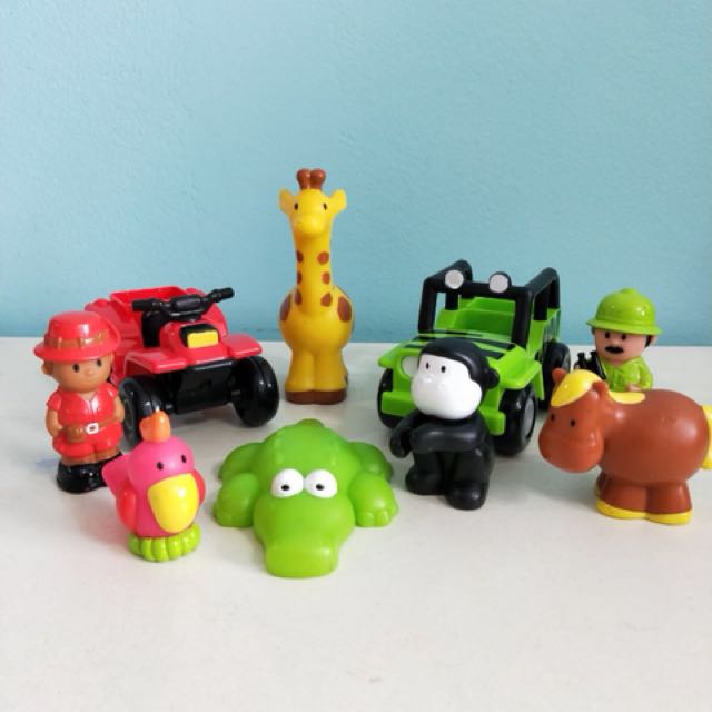 Happyland Safari Set, Hobbies & Toys, Toys & Games on Carousell