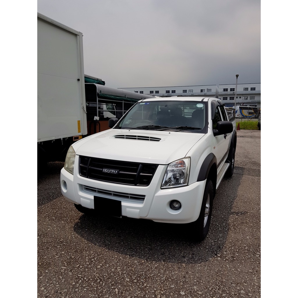 ISUZU TFS86 PICK-UP, Cars, Commercial Vehicles on Carousell