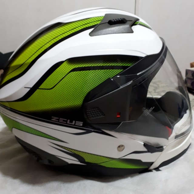 Zeus 611a Modular Helmet, Motorbikes on Carousell