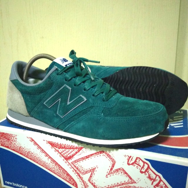 New Balance 420, Men's Fashion, Footwear, Sneakers on Carousell