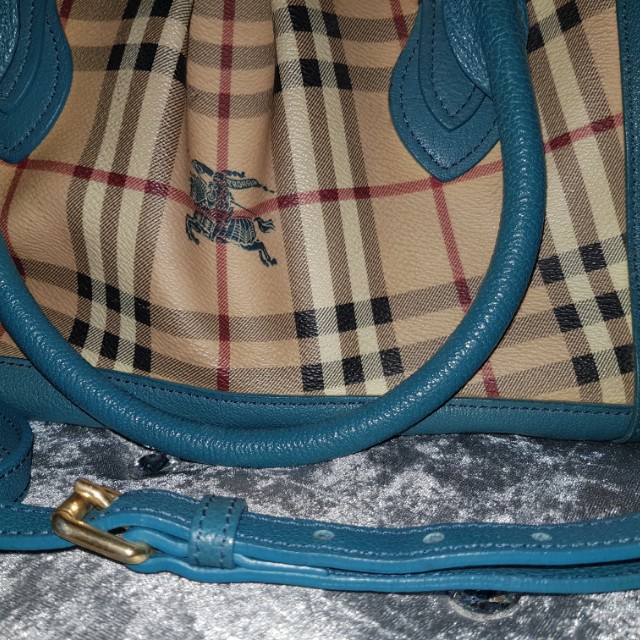 Burberry Blue Bag, Women's Fashion, Bags & Wallets, Tote Bags on Carousell
