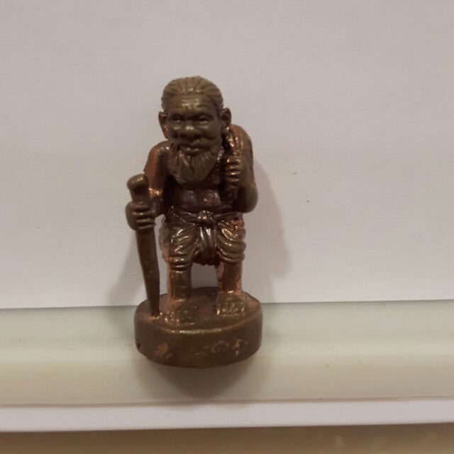 Chu Chok LP Daeng Wat Rai Bang Ta Wa, Hobbies & Toys, Memorabilia ...