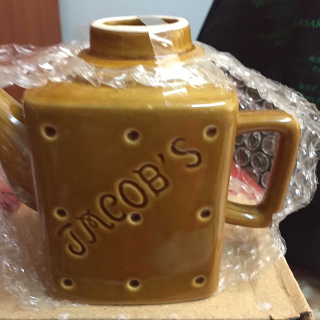 Jacobs Tea Pot, Furniture & Home Living, Home Decor, Vases & Decorative ...